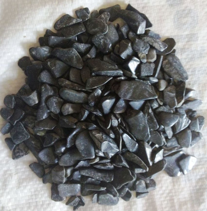 Buy Pebbles & Stones for Planters, Décor & Landscaping | myBageecha