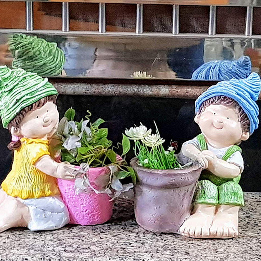 (Set of 2) Boy-Girl Shape Pots, Planter